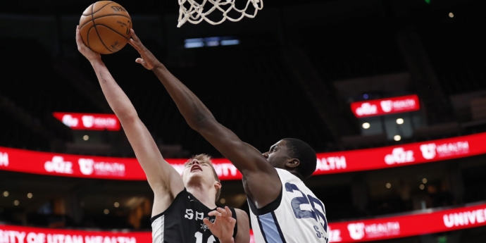 Simi Shittu agrees to deal with Magic