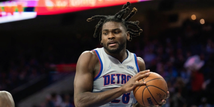 Washington's Mike Hopkins vouches for Isaiah Stewart’s character