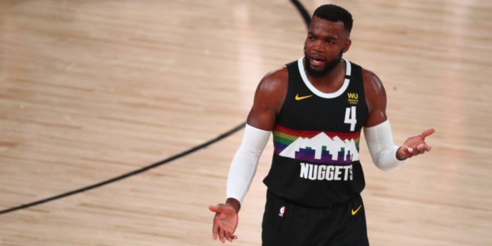 Which notable NBA free agents are still unsigned?